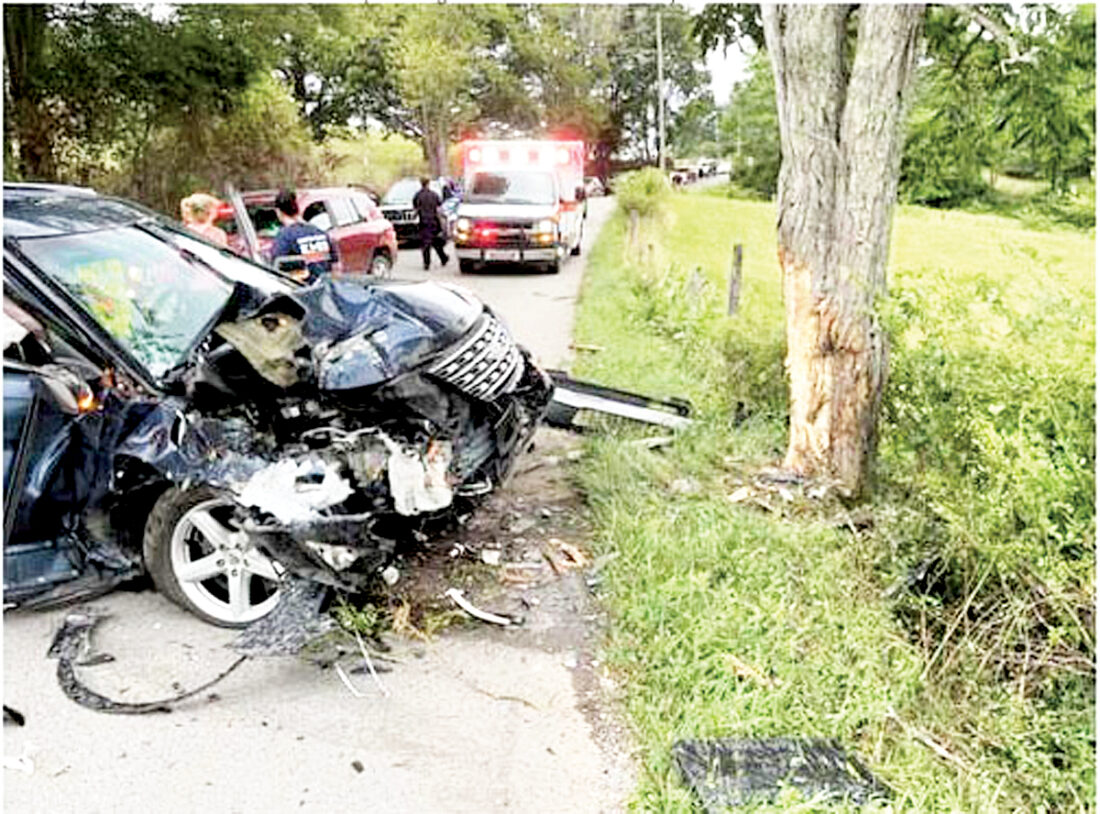 Single-vehicle wreck blocks roadway | News, Sports, Jobs - The ...